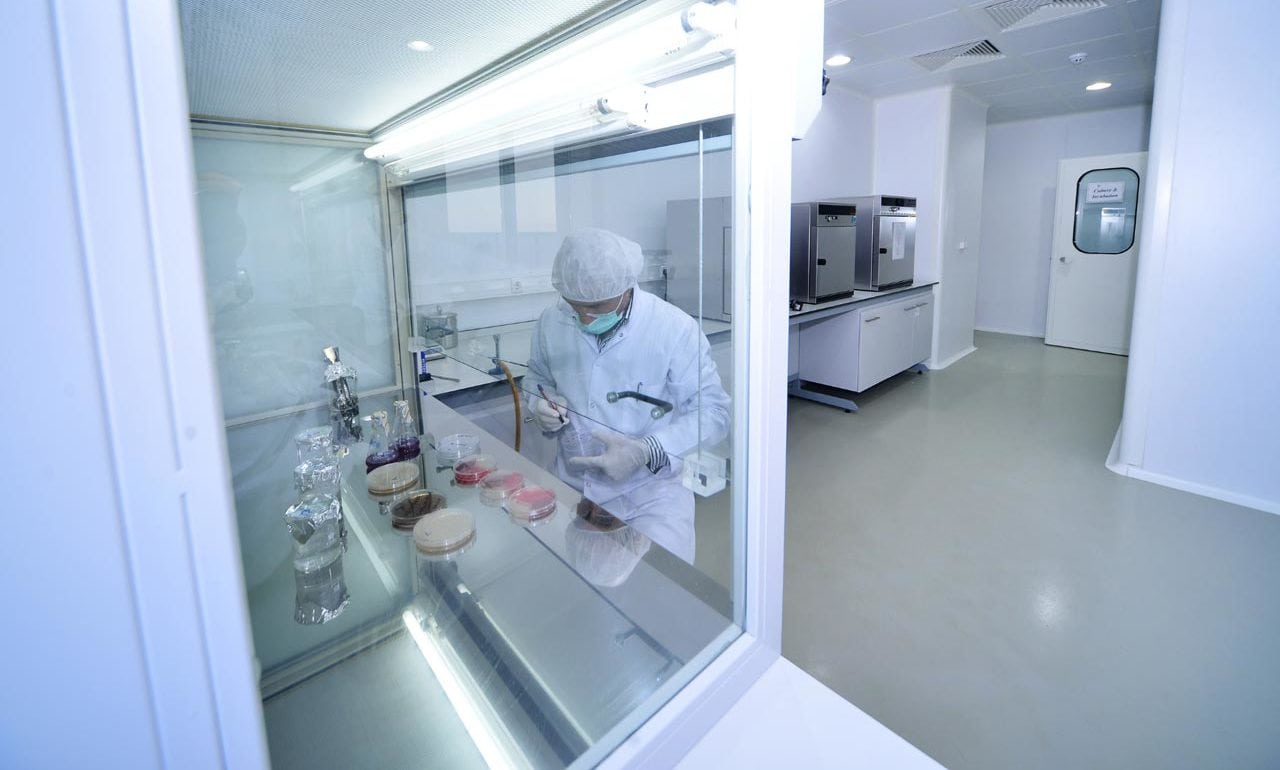 Safety Considerations for Lab Furniture and Fume Hoods - LabTech Supply Safety Considerations for Lab Furniture and Fume Hoods - LabTech Supply