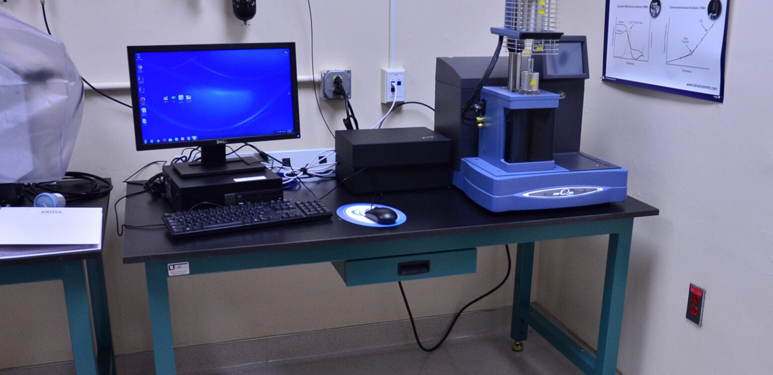 Laboratory Furniture - Customizable Lab Supplies | LabTech Supply Co