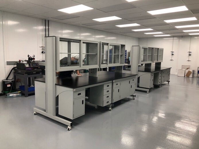 Lab Bench | Our Finest Laboratory Furniture for Commercial Spaces