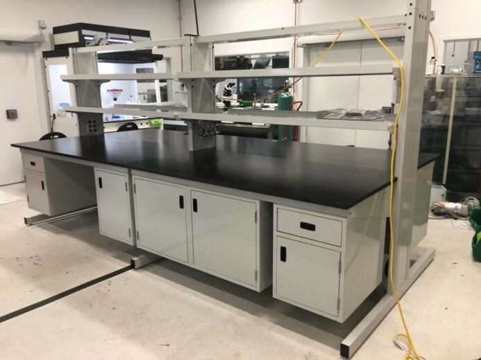 High-Quality Lab Bench and Lab Workstation for Industrial Use